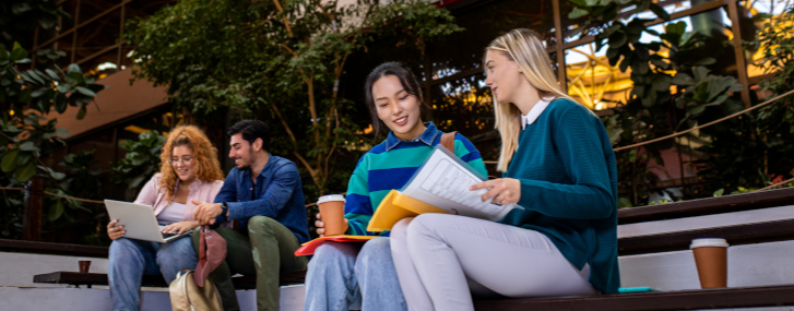 6 financial tips for college students | Fidelity