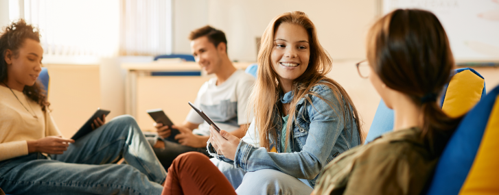 7 ways to build credit at 18 | Fidelity